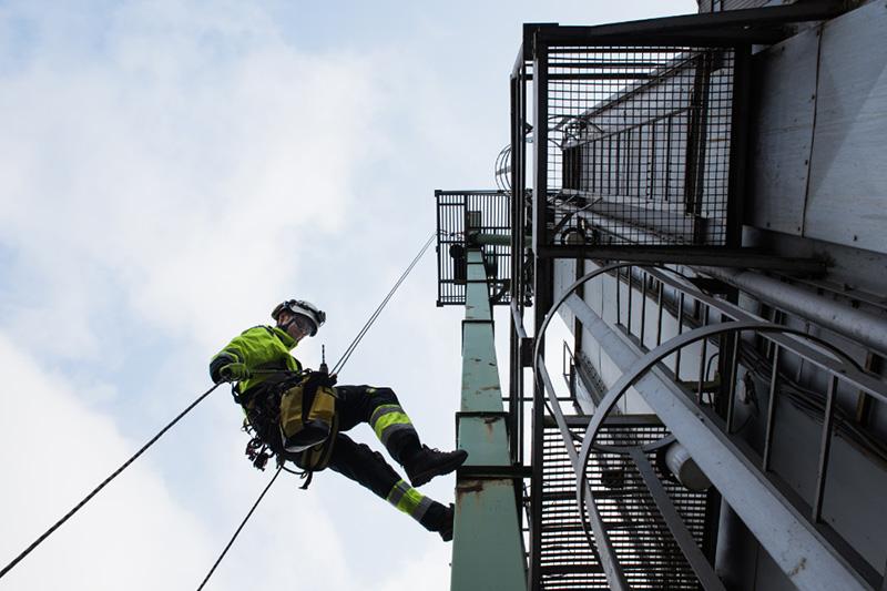 Travail en hauteur. Rappel des règles de prévention | Portail de la Sécurité et de la Santé au ...